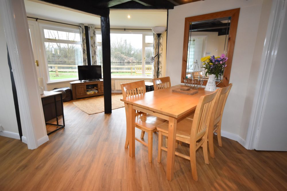 The Windmill - Horning - Broads Escapes