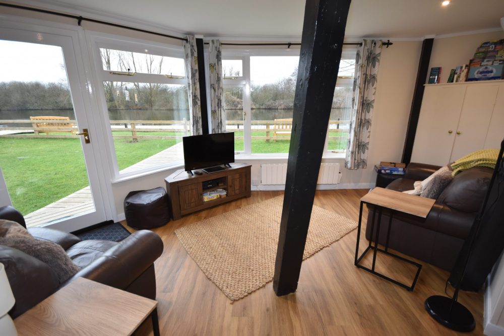 The Windmill - Horning - Broads Escapes