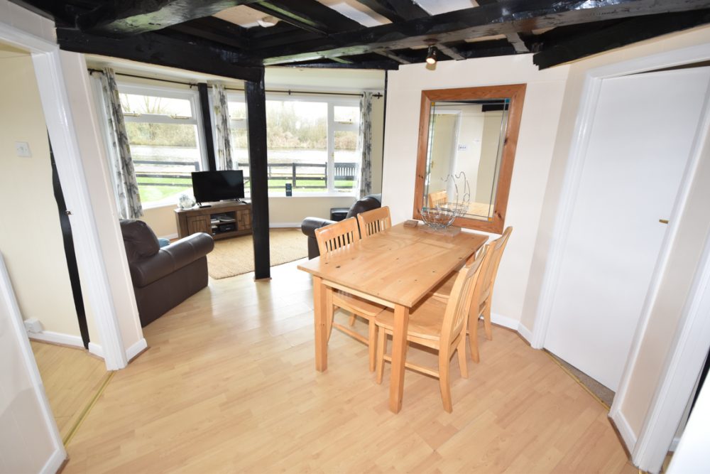 The Windmill - Horning - Broads Escapes