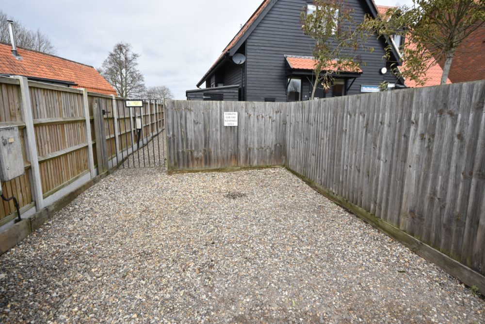 The Windmill - Horning - Broads Escapes